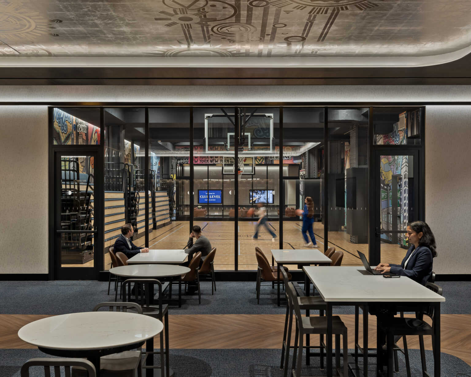 Empire Lounge - Vocon